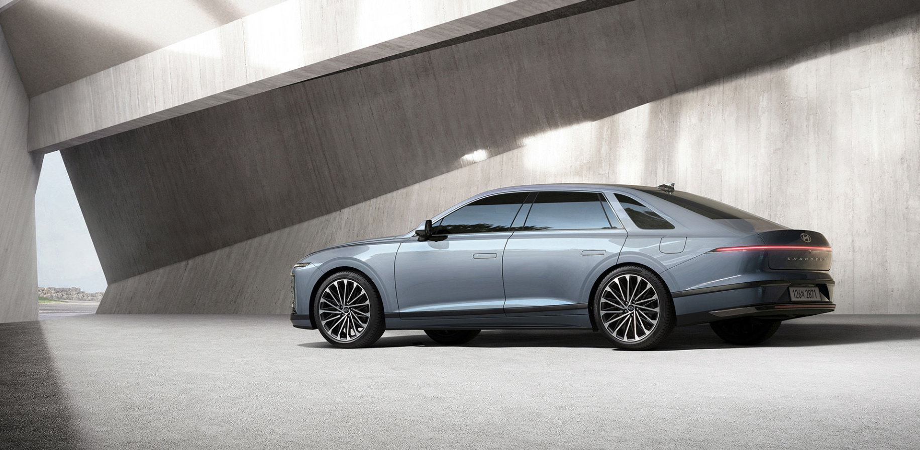 "최선을 다했건만…" 그랜저 GN7 F/L, 이런 디자인 실화?!